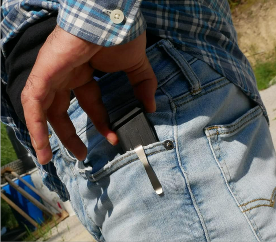 Universal Magnetic Pocket Clip For Gun Magazines (1 Piece) – Houdini ...
