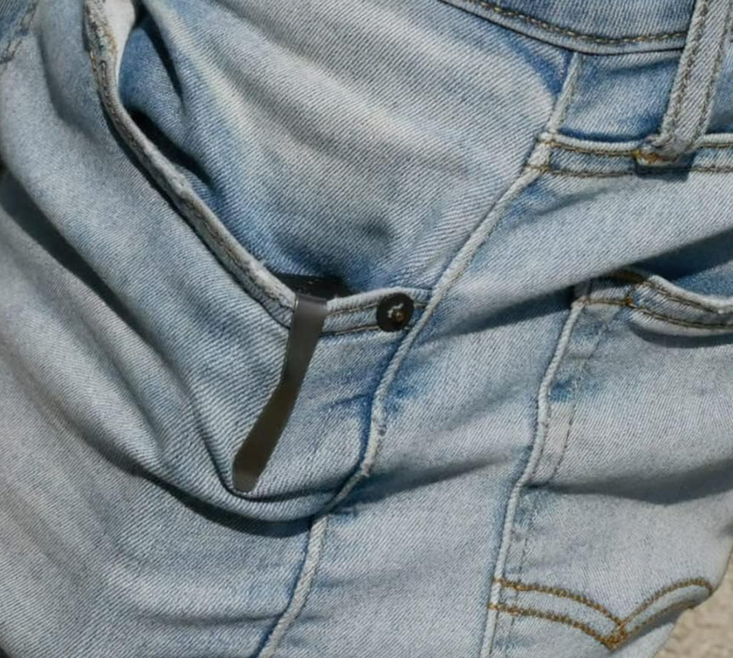 Universal Magnetic Pocket Clip For Gun Magazines (1 Piece) – Houdini ...